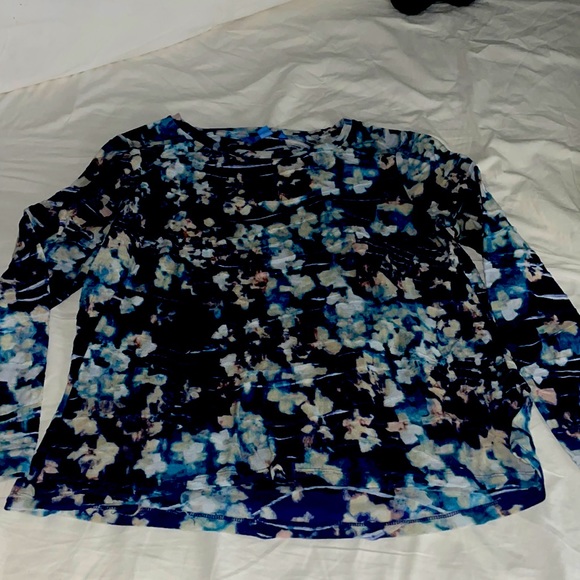Simply Vera Vera Wang | Tops | Simply Vera Wang Top | Poshmark